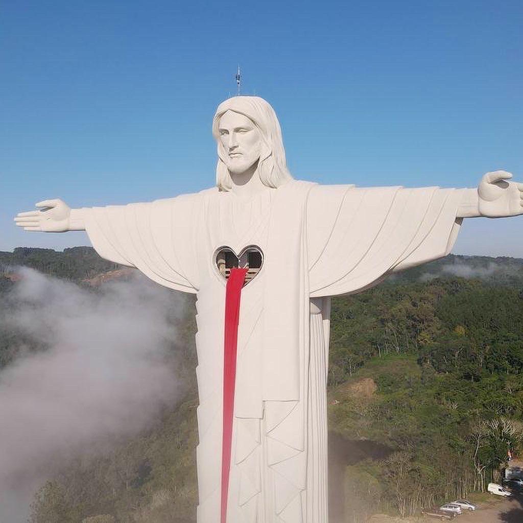 O Cristo Protetor de Encantado é o Maior Cristo do Brasil - Blog Canela RS O Cristo Protetor de Encantado é o Maior Cristo do Brasil - Blog Canela RS